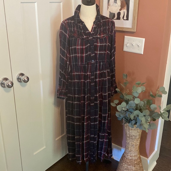 Zara | Dresses | Zara Basic Plaid Oversized Pleated Ruched Long Sleeve ...